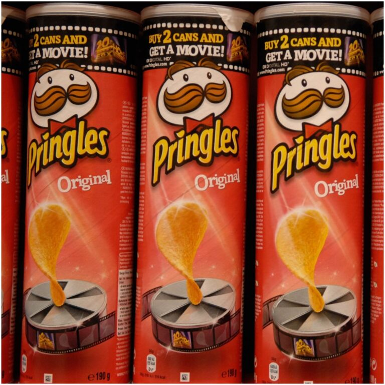 Lay's Stax vs Pringles – Which Is Worse For Your Health? - Your Health ...