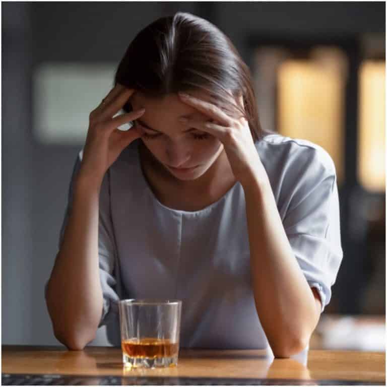 4 Signs of a Functioning Alcoholic - Your Health Remedy